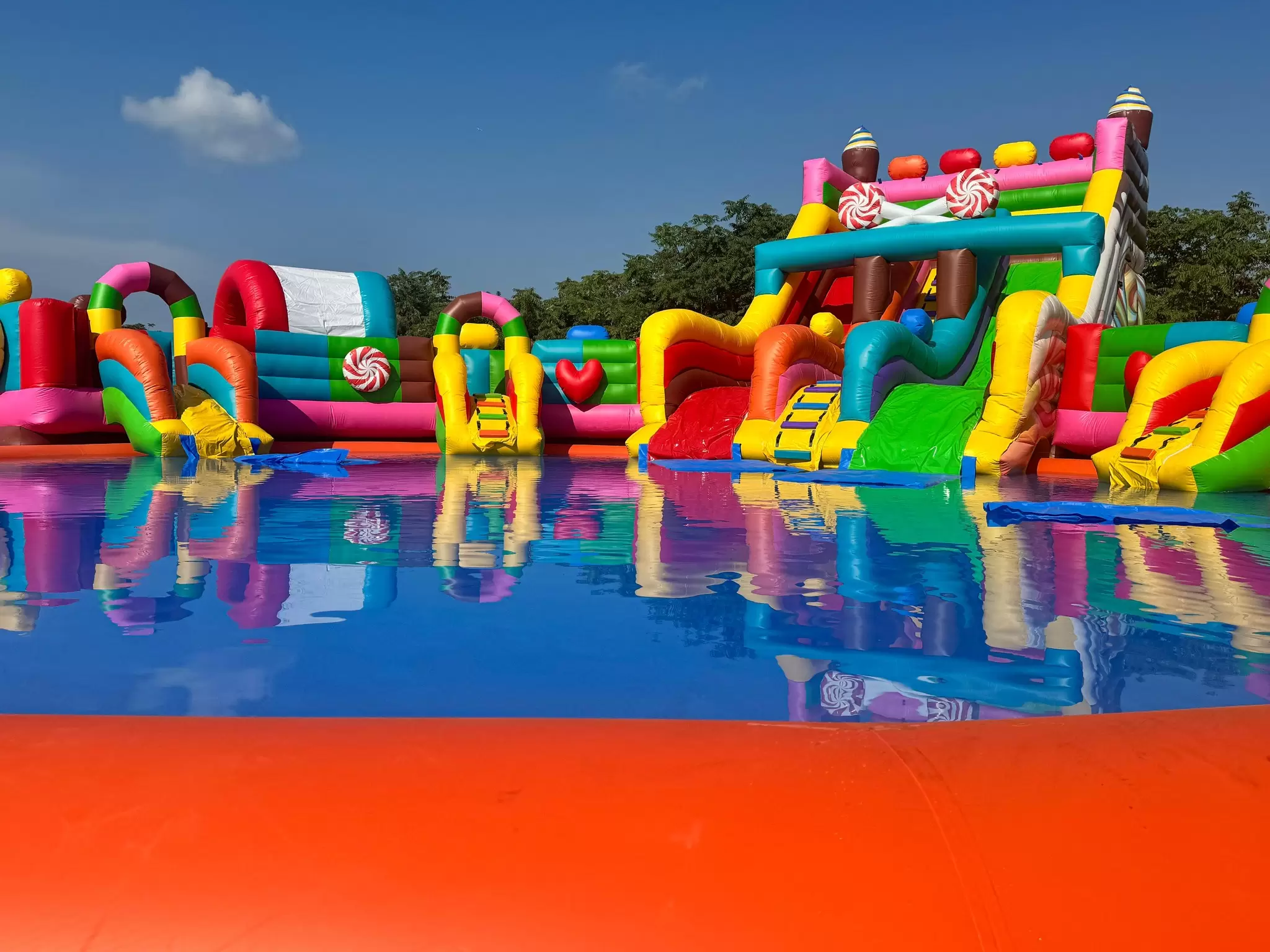 Jolly Jump Inflatable Waterpark – Day By The Pool Malta